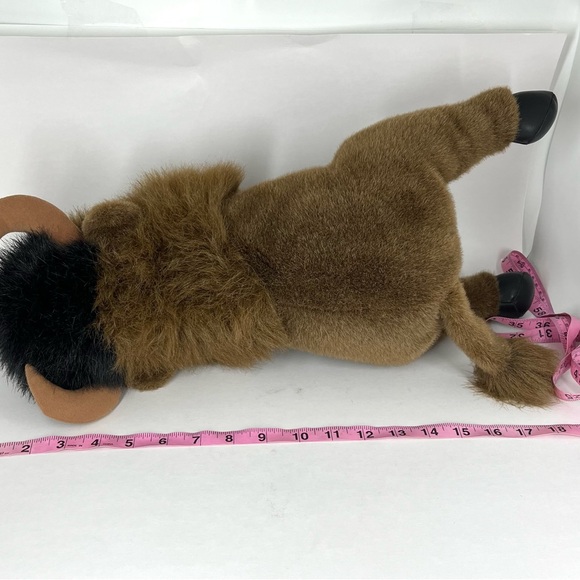Vintage | Toys | Vintage Purrfection Mjc Buffalo Realistic Stuffed ...